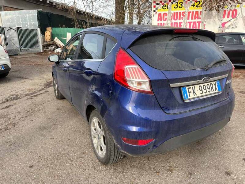 Ford Fiesta diesel anno 2017 - incidentata - Auto Incidentate Italia ...